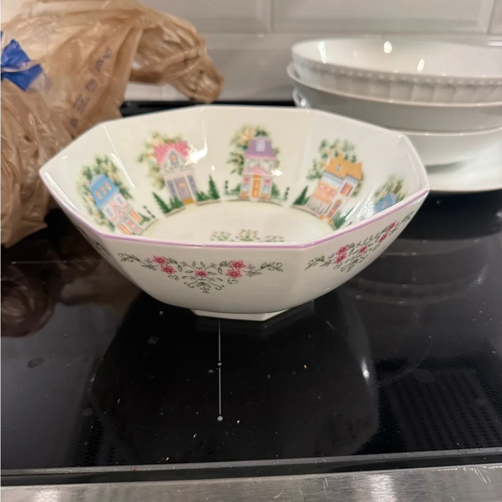 Lenox | Dining | Lenox Village Bowl With Gold Accents | Poshmark